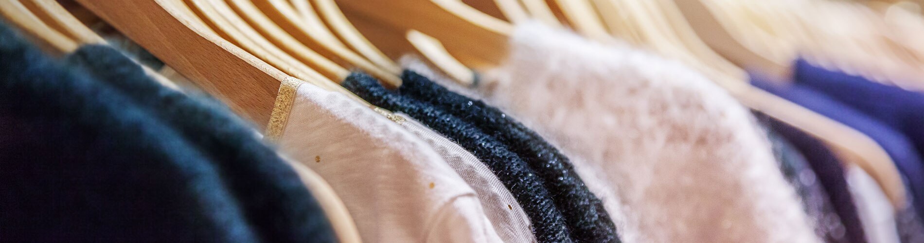 How to Remove and Prevent Lint on Clothes | Electrolux India