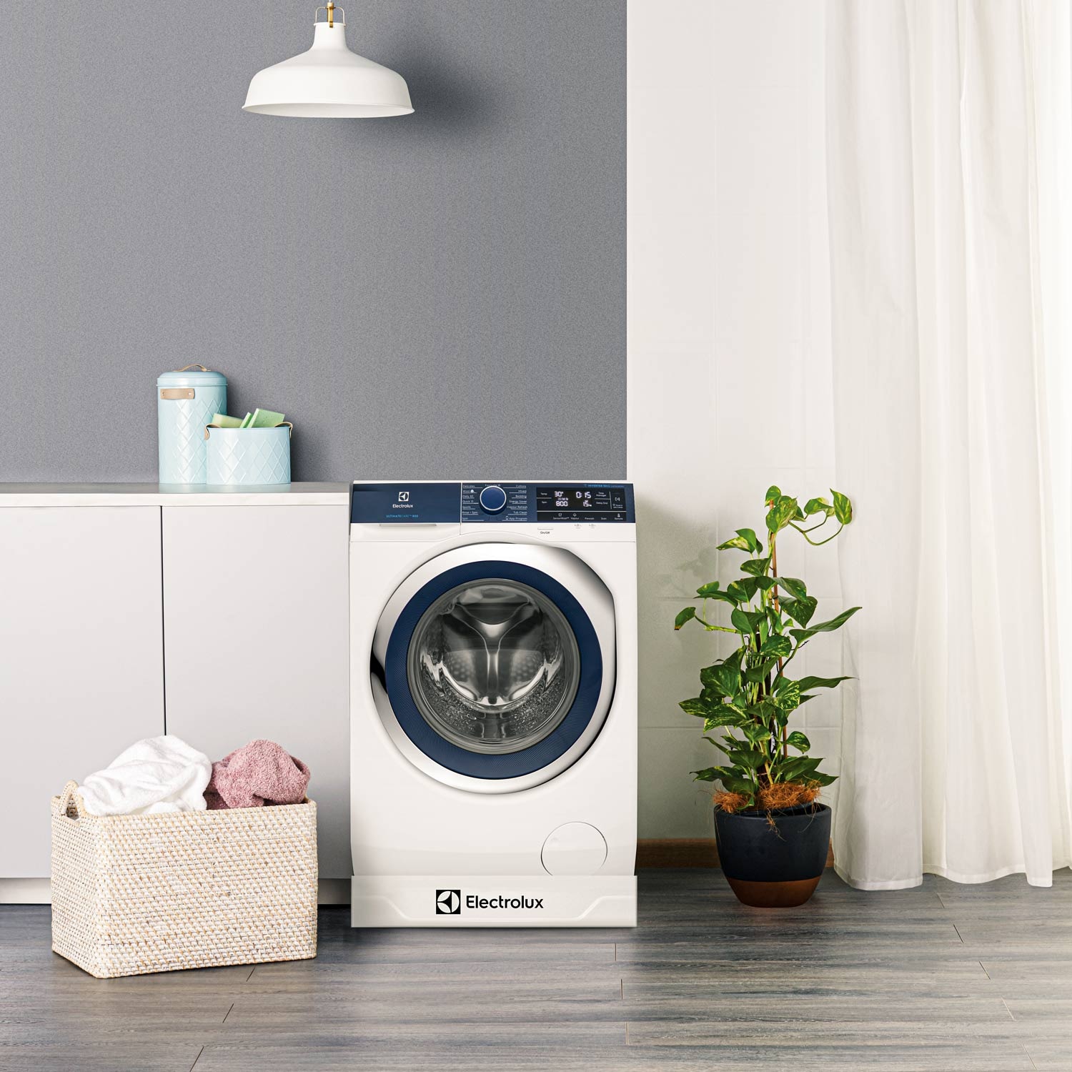 Washing machine UltimateCare series stand - PN333 | Electrolux India