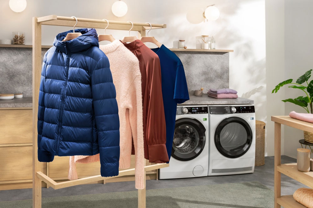 How To Dry Clothes Fast: Quick & Easy Tips For Any Season | Electrolux ...
